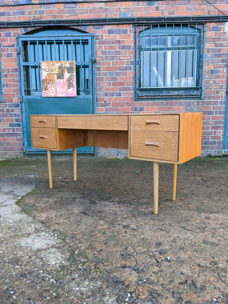 Mid Century Blonde Oak Stag Concord Kneehole Desk / Dressing Table ...